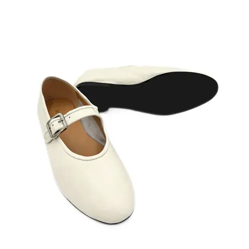 AMIE RAFA Ashley Mary Jane Flats - White