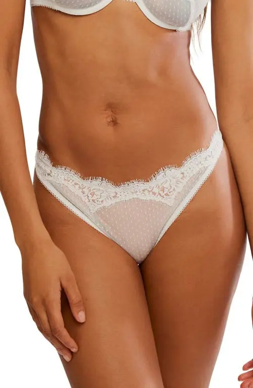 Free People Fiona Thong - White Alyssum