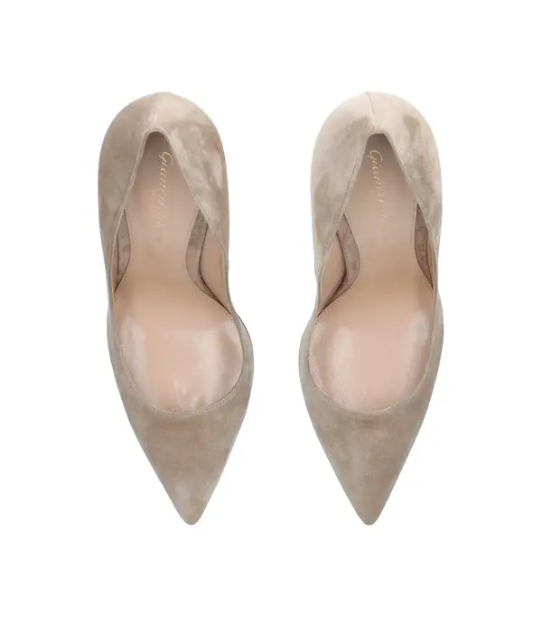 GIANVITO ROSSI 105 Suede Pumps - Nude