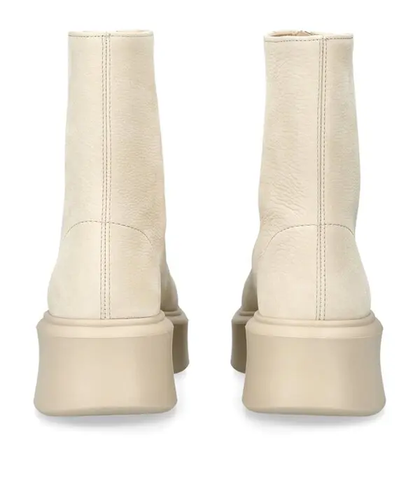 THE ROW Zipped I Leather Boots - Beige