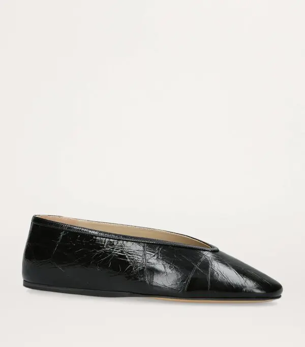 Le Monde Beryl Patent Leather Luna Ballet Flats