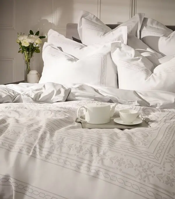 CELSO DE LEMOS Versailles Square Pillowcase - White