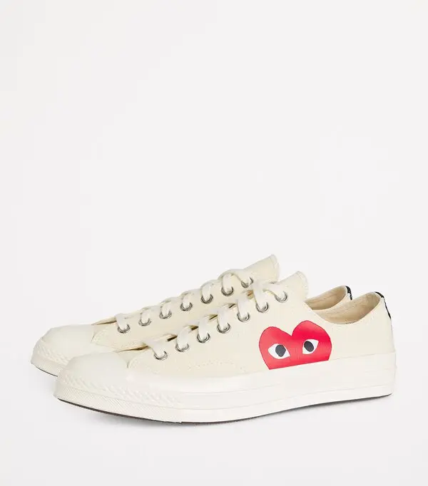 Play Comme Des Garcon X Converse Heart Chuck Taylor All Star '70 Low-top Sneakers - White