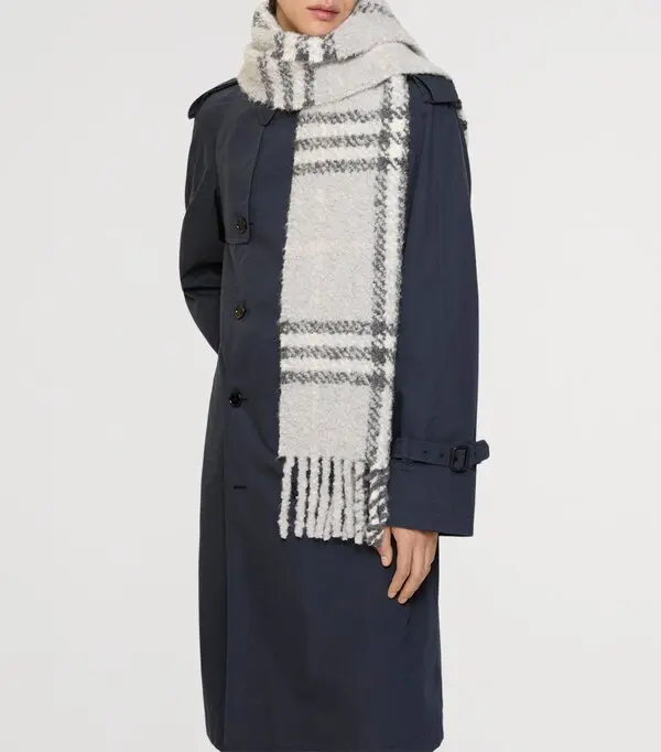 Burberry Alpaca-wool Bouclé Check Scarf - Grey