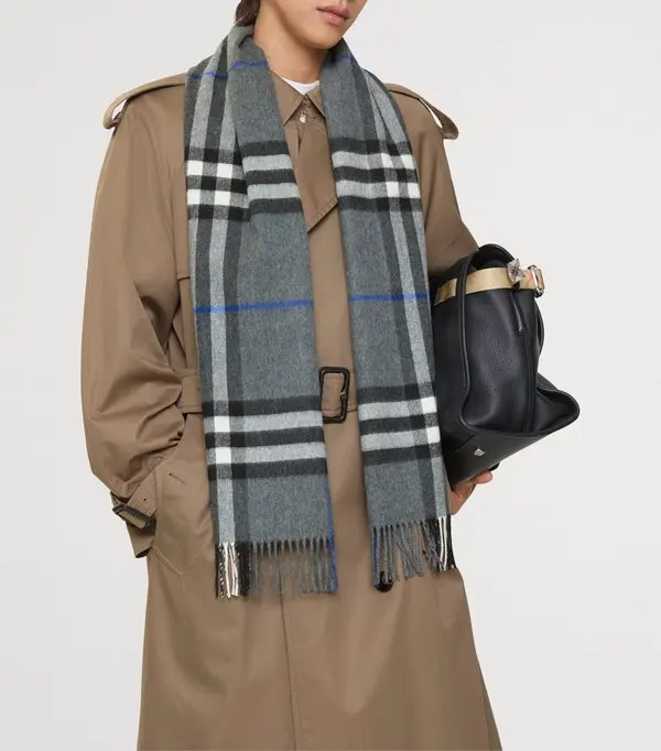 Burberry Cashmere Check Scarf - Grey