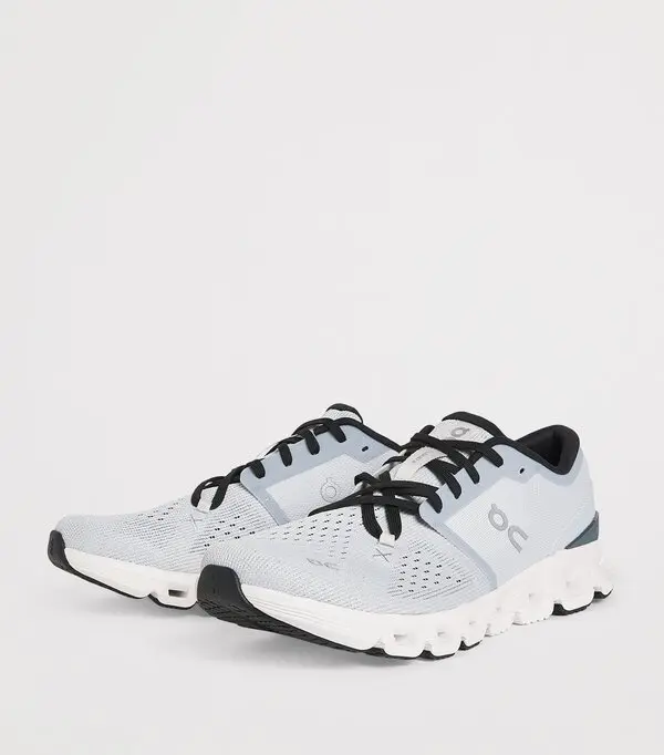 On Cloud X 4 Trainers - Silver