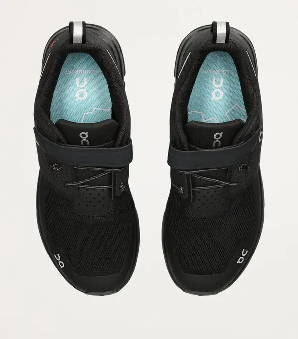 On Cloud Play Sneakers