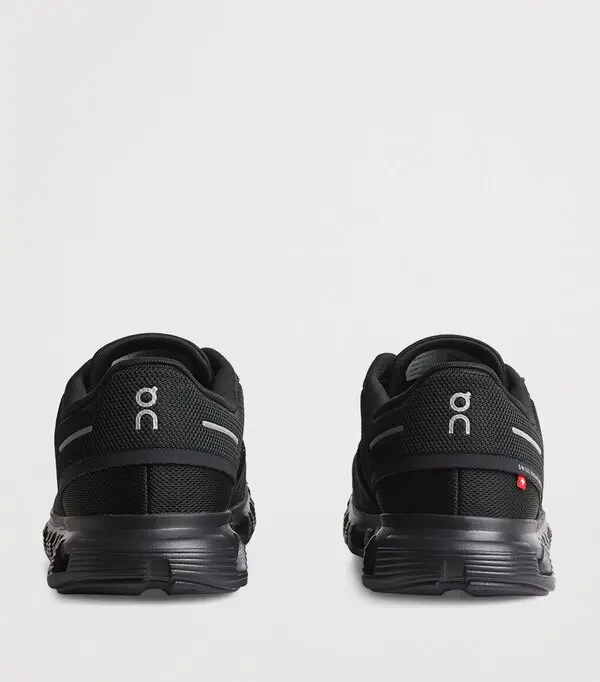 On Cloud 6 Lace-up Trainers - Black