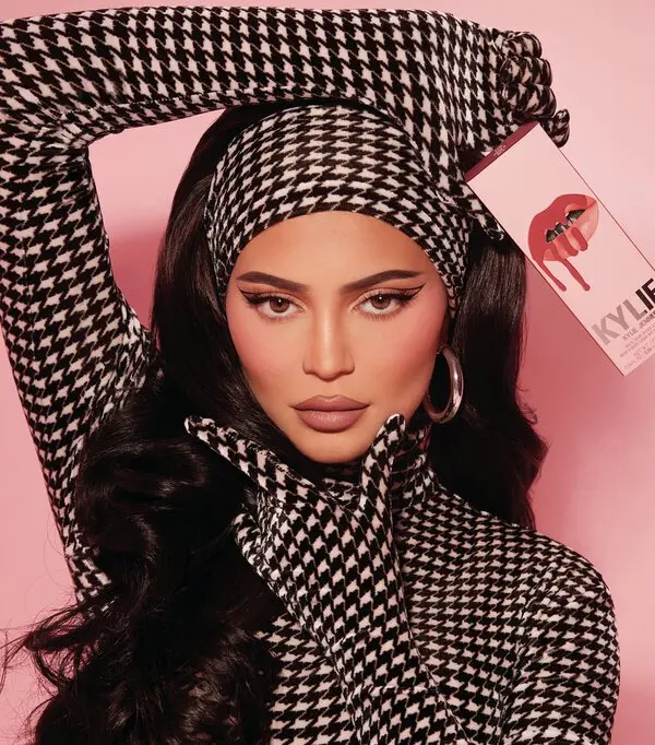 KYLIE COSMETICS Matte Lip Kit - Red