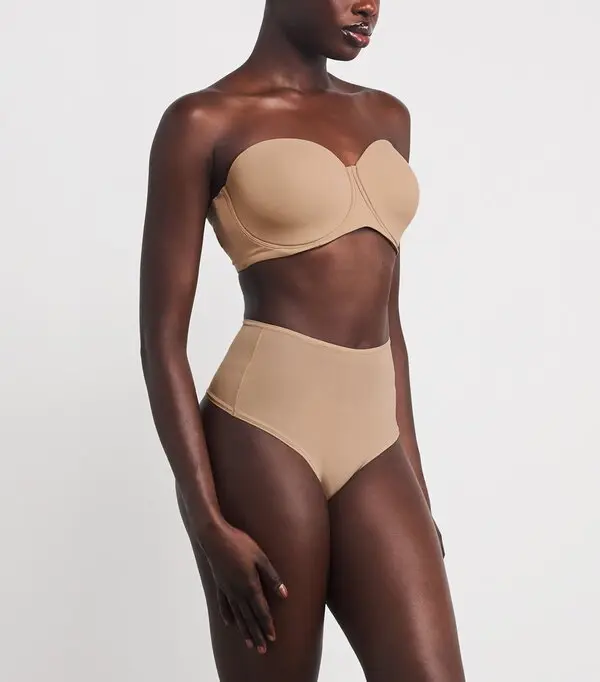 SKIMS Fits Everybody Strapless Bra - Beige