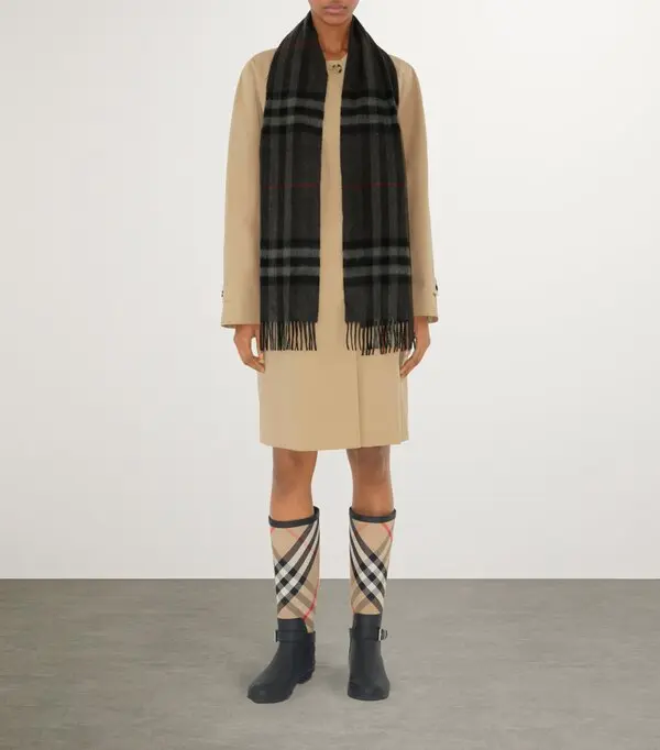 Burberry Cashmere Check Scarf - Grey