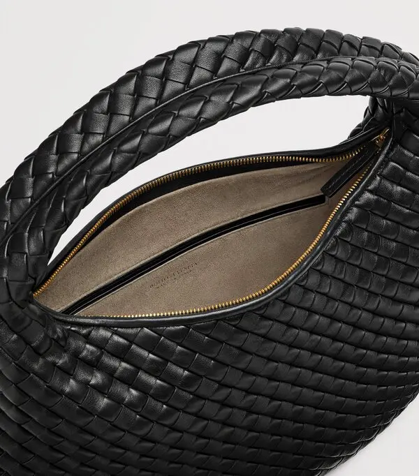 Bottega Veneta Intrecciato Leather Veneta Shoulder Bag - Black