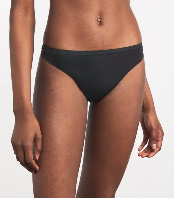 Calvin Klein Seamless Thong - Black