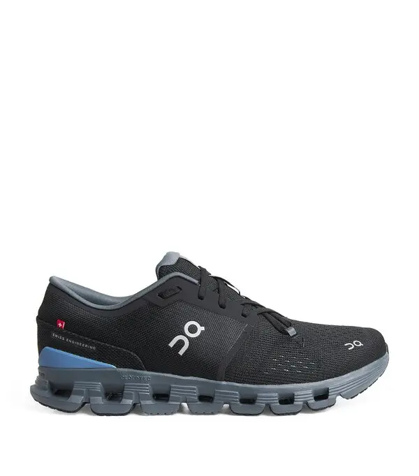 On Cloud X 4 Athletic Trainers - Black