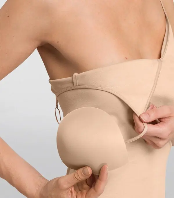 Hanro Cotton Seamless Padded Camisole - Nude