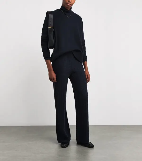 Soft Goat Cashmere Boyfriend Sweater - Navy