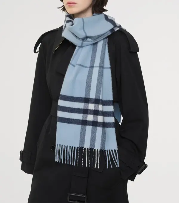 Burberry Cashmere Check Scarf - Blue