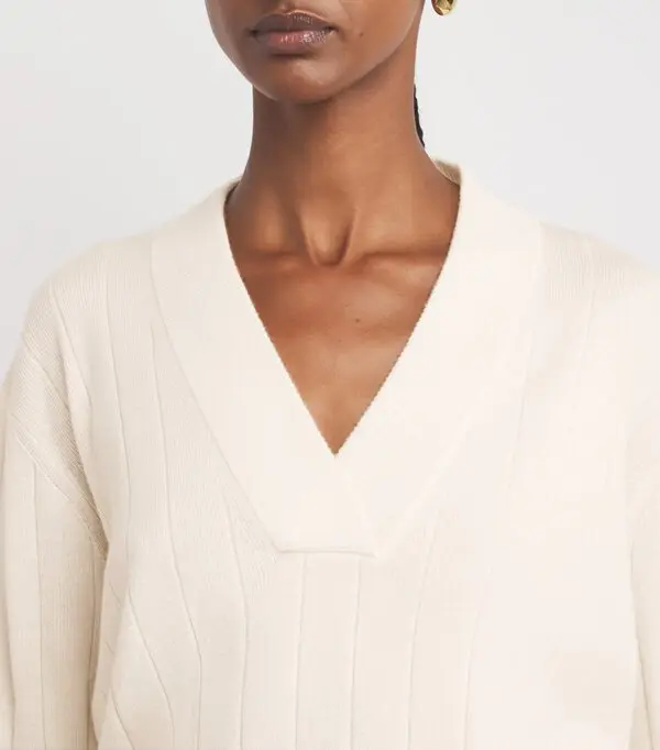 Max Mara Cashmere V-neck Pullover