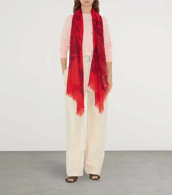 Burberry Wool Wide Ekd Scarf - Burgundy