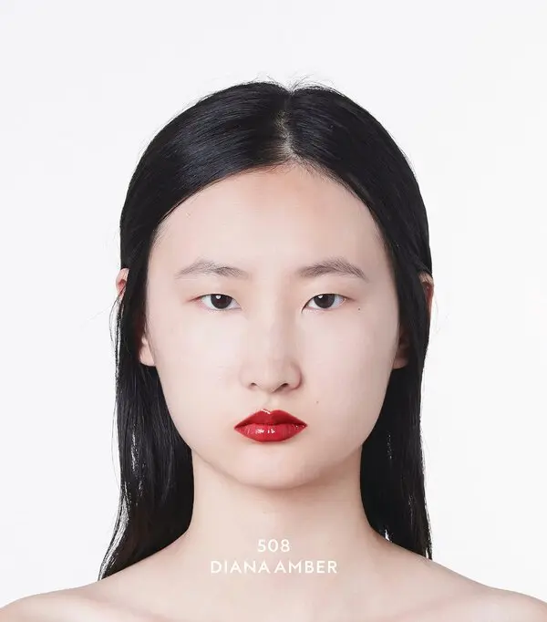 Gucci S Rouge De Beauté Brillant Glow & Care Lip Colour