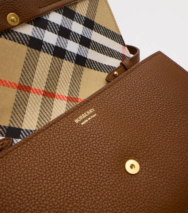 Burberry Leather Cotswolds Strap Wallet - Brown