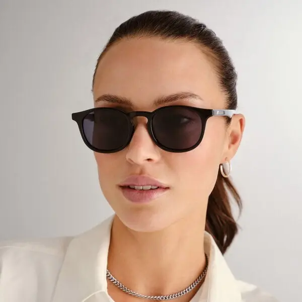 Le Specs Club Royale Sunglasses - Black