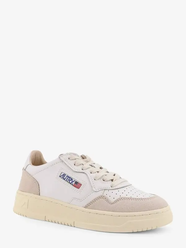 AUTRY Medalist Low Leather Sneakers