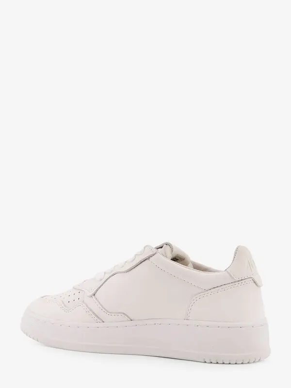 AUTRY Medalist Low Leather Sneakers - White