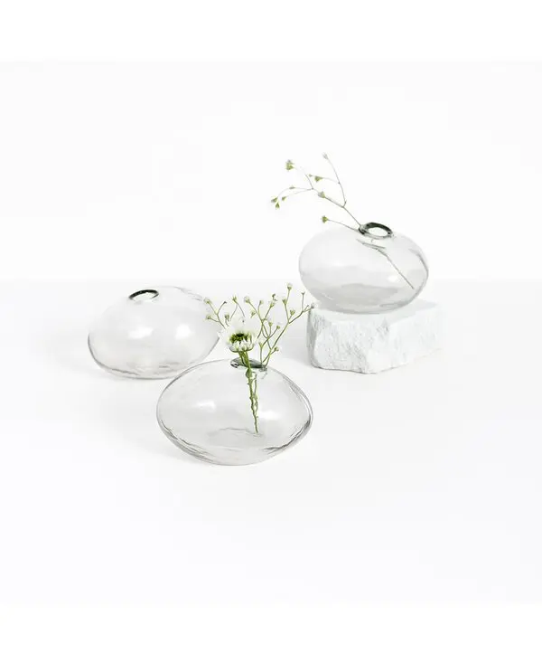 THE COLLECTIVE HOME Pebbled Natura Vases Set Of 3