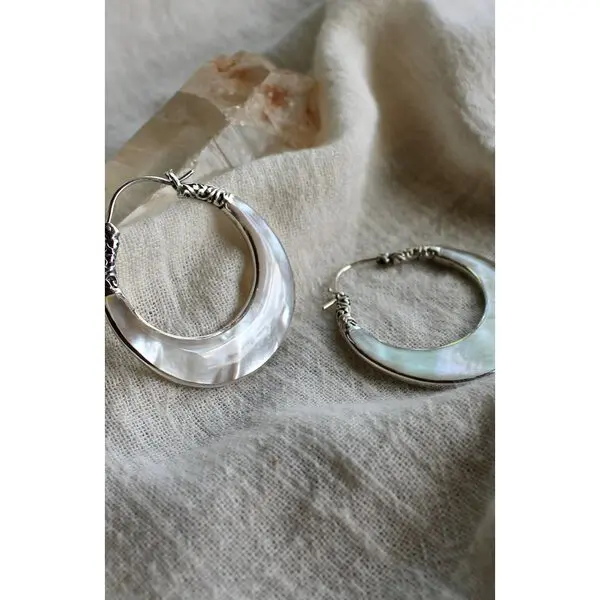 KAPOETA BY AMBICA Mother Of Pearl Hoop Earrings - Silver
