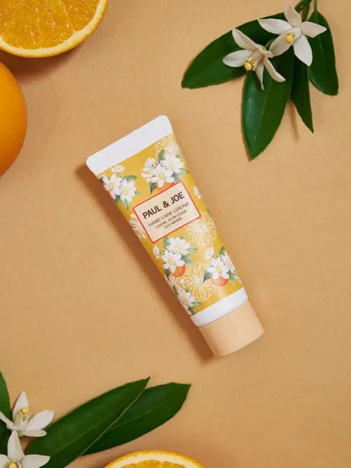 Paul & Joe Hand Care Cream - Sophisticated Orange Flower 01