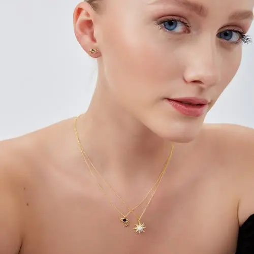 SPERO LONDON Saturn And Star Pendant Necklace