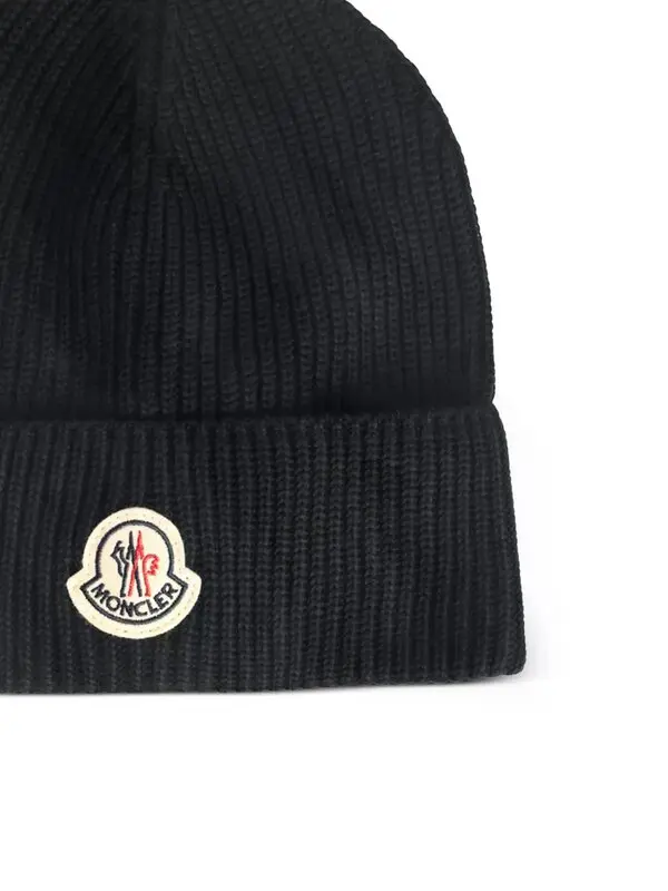 Moncler Ribbed Logo-patch Hat - Black