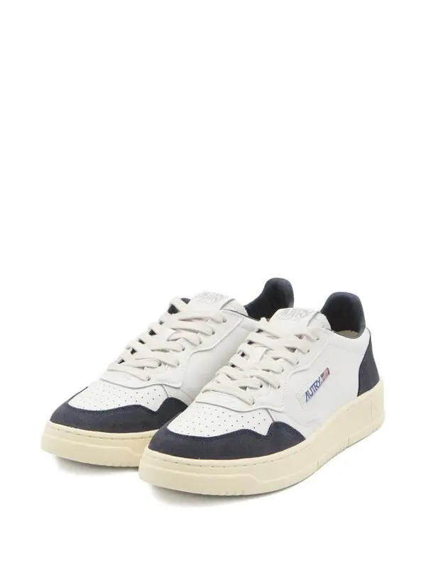 AUTRY Medalist Low Sneakers