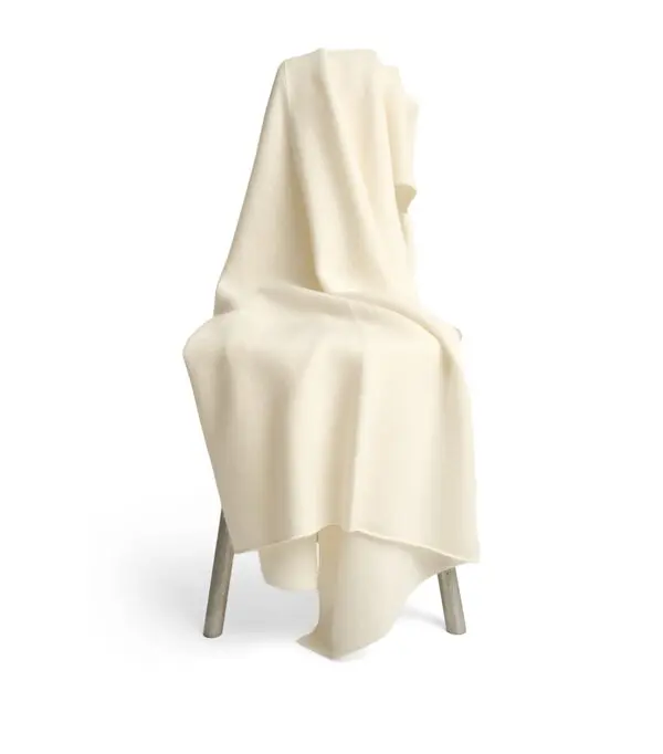 OYUNA Cashmere Silence Throw