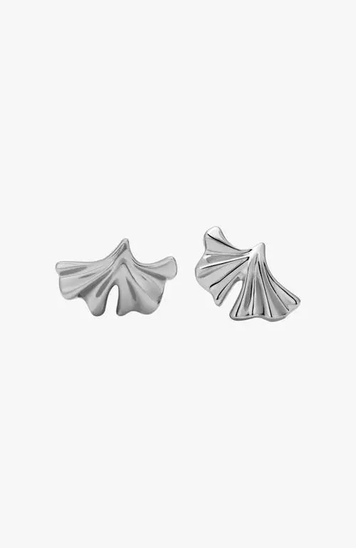 SEREIA OFFICIAL Sophia Flower Motif Stud Earrings - White Gold