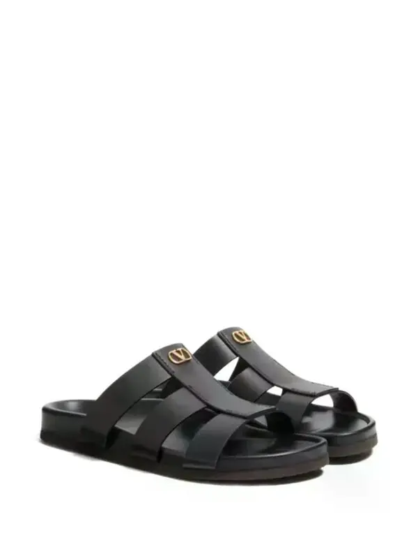 Valentino Garavani Studshield Leather Sandals - Black