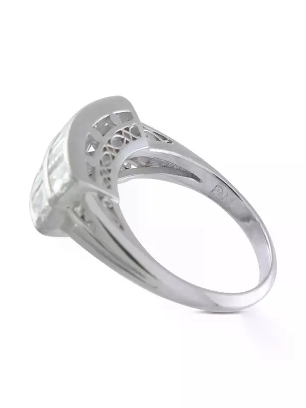 LB EXCLUSIVE Platinum Diamond Ring