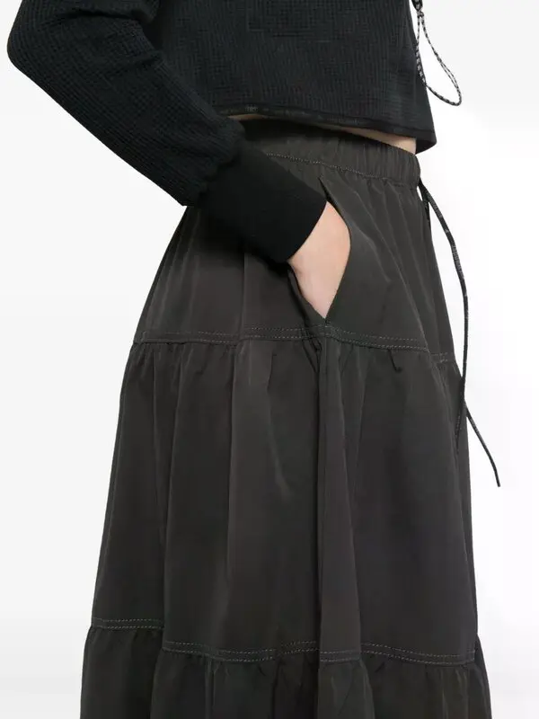 AND WANDER Crinkled Skirt