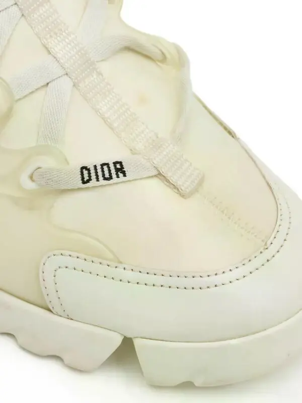 Dior D-connect Sneakers