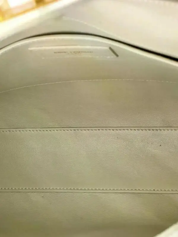 Saint Laurent Manhattan Leather Medium Shoulder Bag