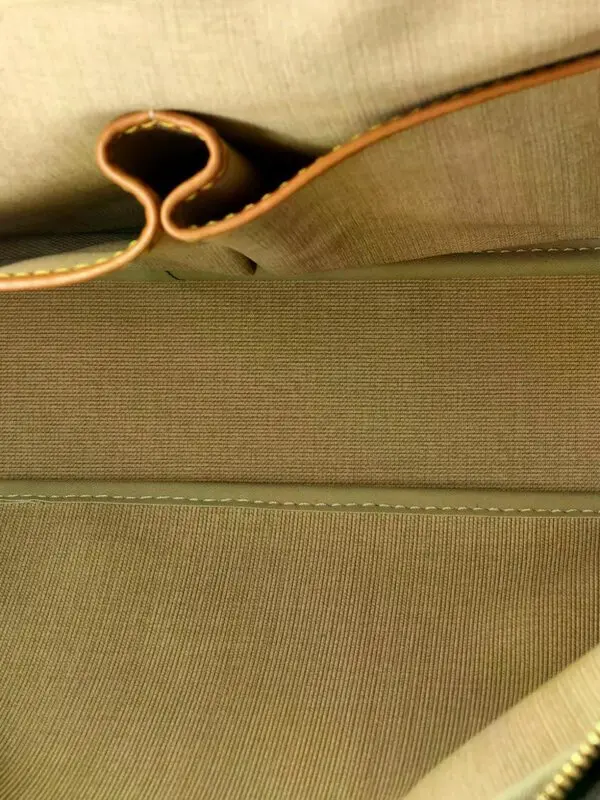 LOUIS VUITTON Reporter Gm Crossbody Bag Monogram Canvas