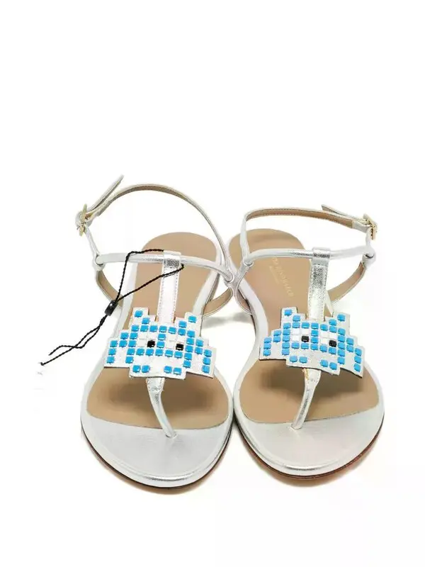 ANYA HINDMARCH Leather Appliqué Flat Sandals - Silver