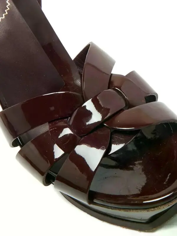 Saint Laurent Patent Leather T-strap Sandals - Red