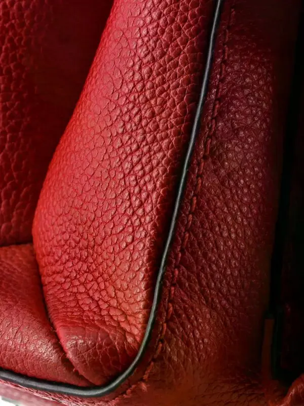 LOUIS VUITTON Vavin Pm Crossbody Bag Monogram Empreinte Leather - Red