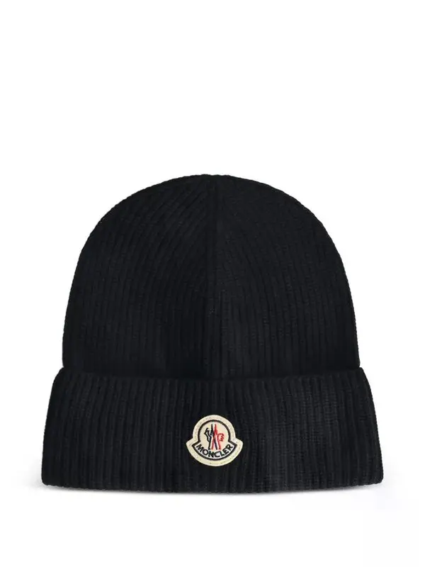 Moncler Ribbed Knit Hat With Logo Patch - Black