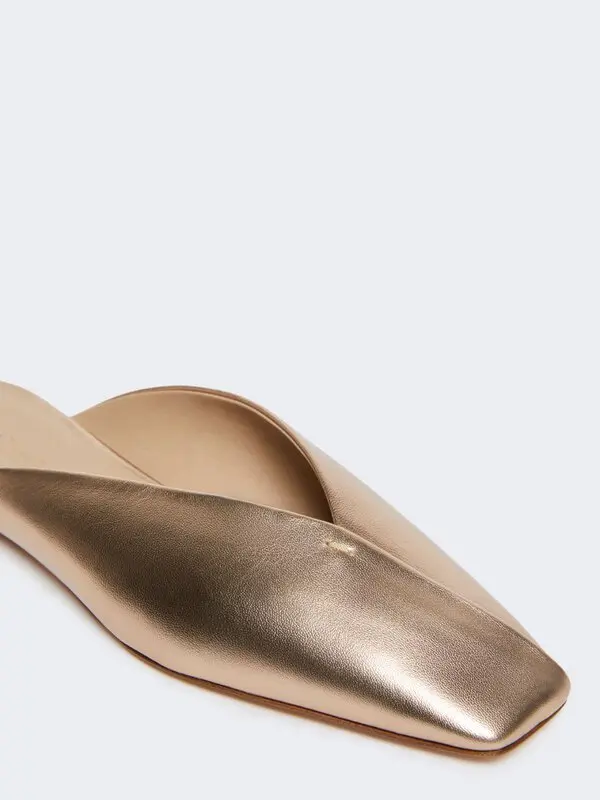 Max Mara Laminated Nappa Leather Mules - Pink