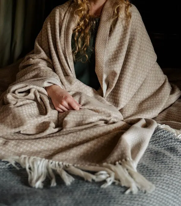 ARAMINTA CAMPBELL Alpaca-blend Willow Throw