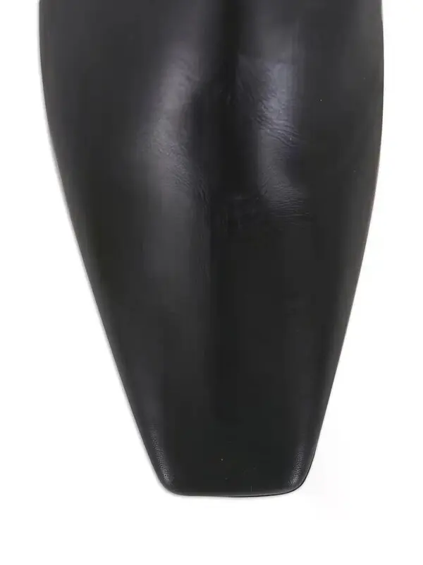 Manolo Blahnik Square-toe Boots - Black