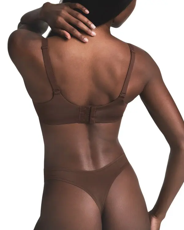 SKIMS Wireless Form Push Up Plunge Bra - Cocoa